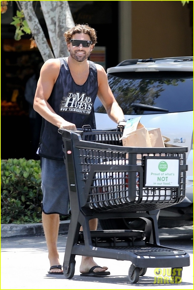 Brody Jenner Does Some Grocery Shopping After Hanging Out with Ex-Wife ...