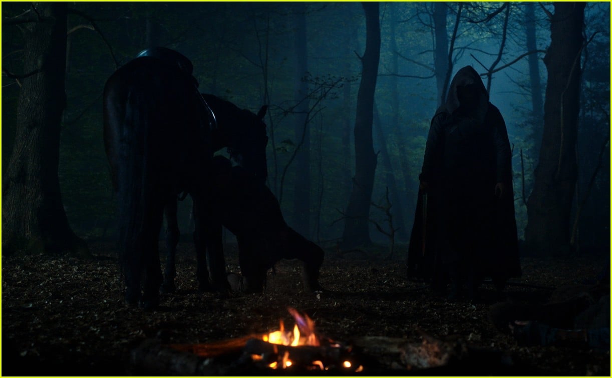 Netflix's 'Cursed' Gets First Look Photos, See Katherine Langford in Action!: Photo 4458240 ...