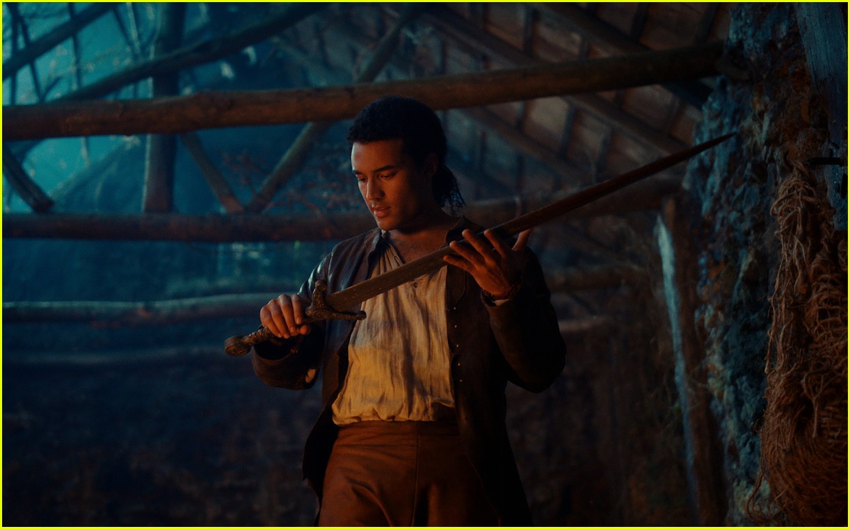 Netflix's 'Cursed' Gets First Look Photos, See Katherine Langford in Action!: Photo 4458243 ...