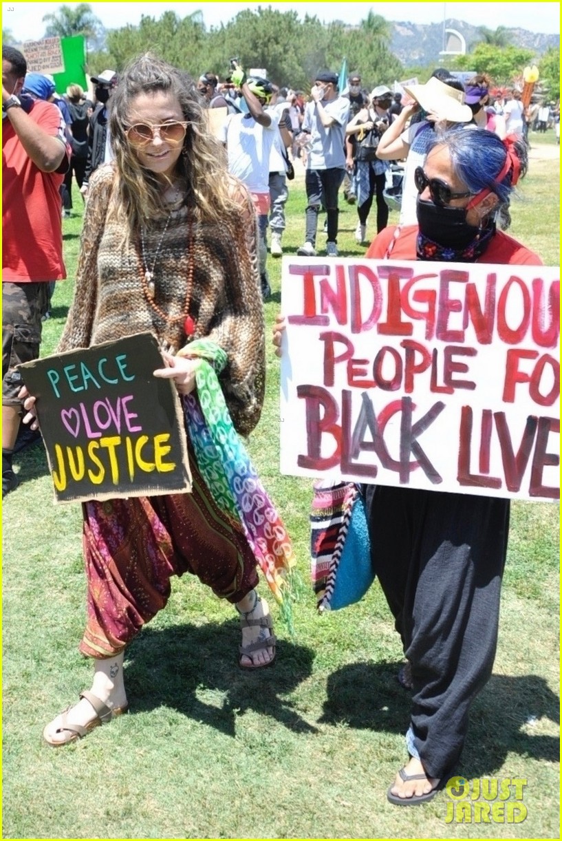 Paris Jackson Attends George Floyd Protests in Los Angeles: Photo ...