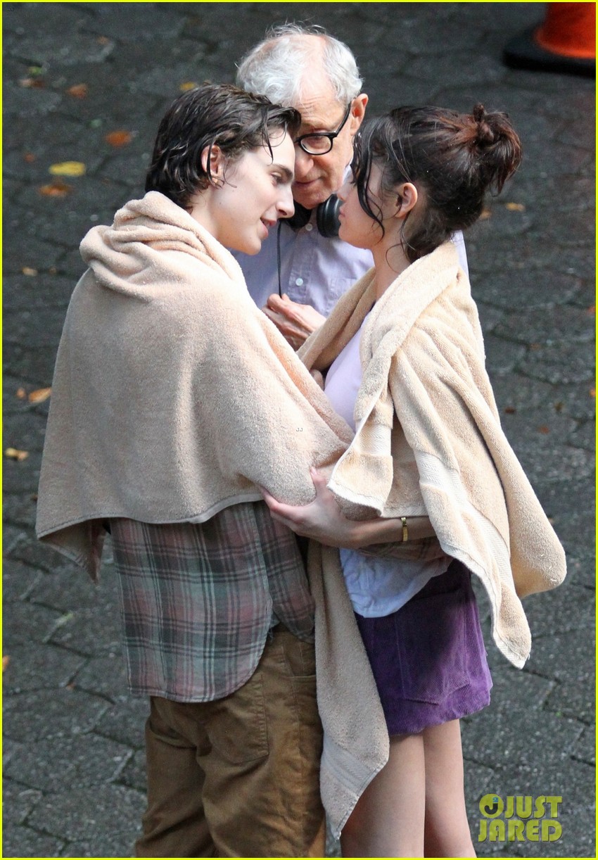 Jacob And Selena Gomez Kiss