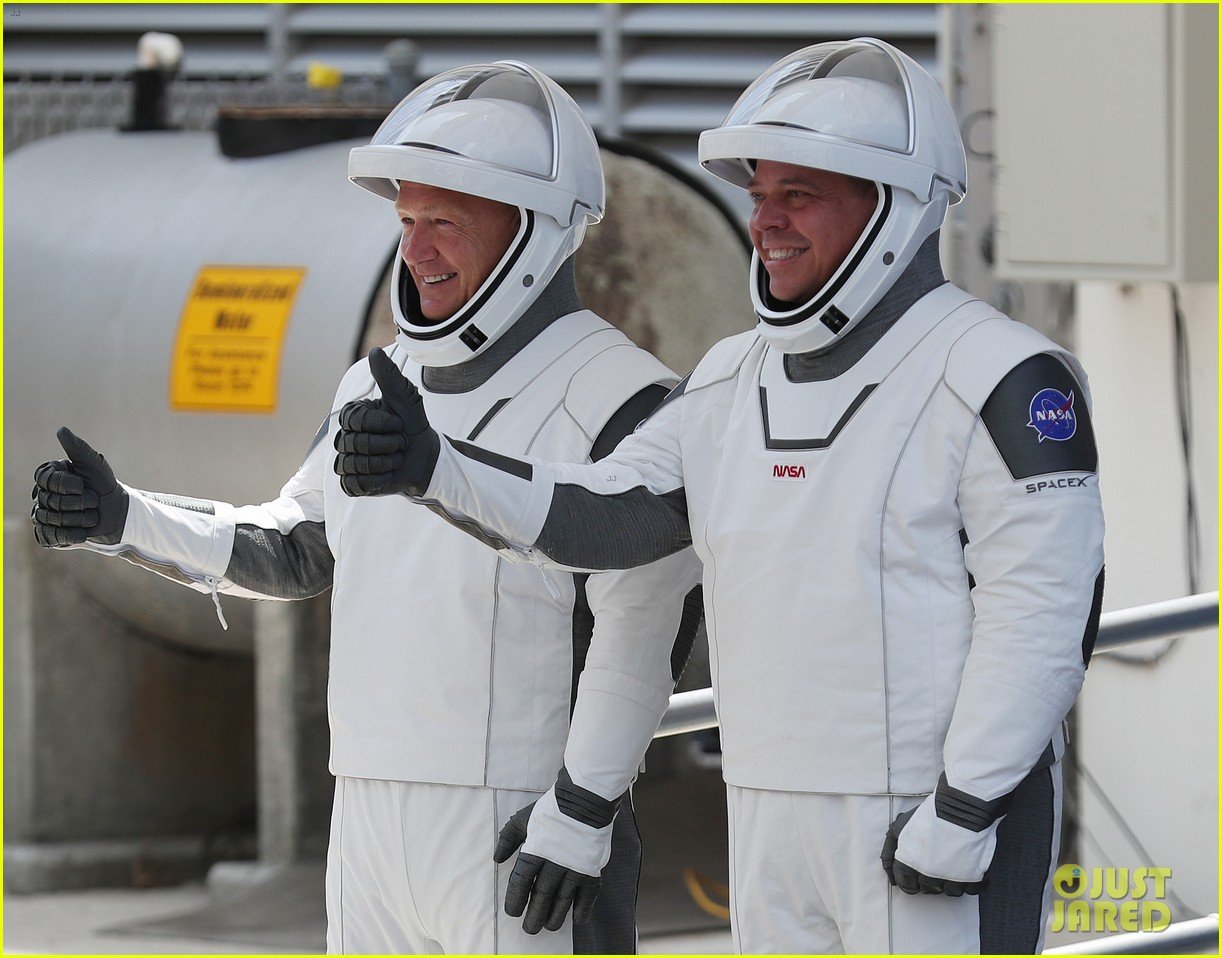 Celebs React to NASA & SpaceX's Successful Rocket Launch: Photo 4461350 ...