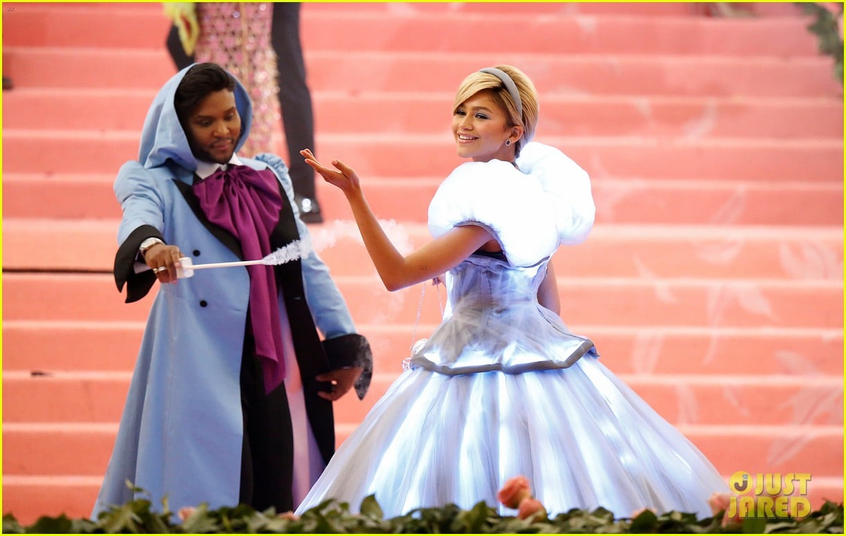 YouTuber Eugene Lee Yang Recreates Zendaya's Cinderella Met Gala Look ...