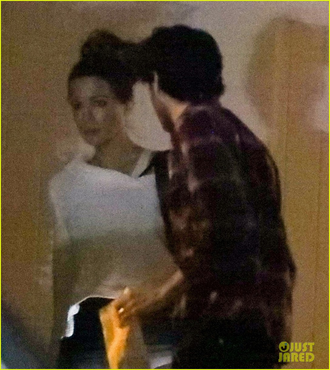 Kate Beckinsale & Boyfriend Goody Grace Spend Time at a Friend's House ...