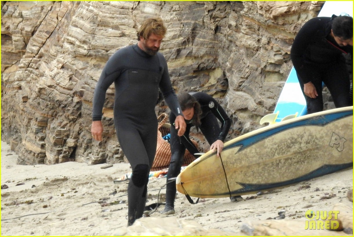 Gerard Butler Puts On His Skintight Wetsuit for a Day of Surfing: Photo ...