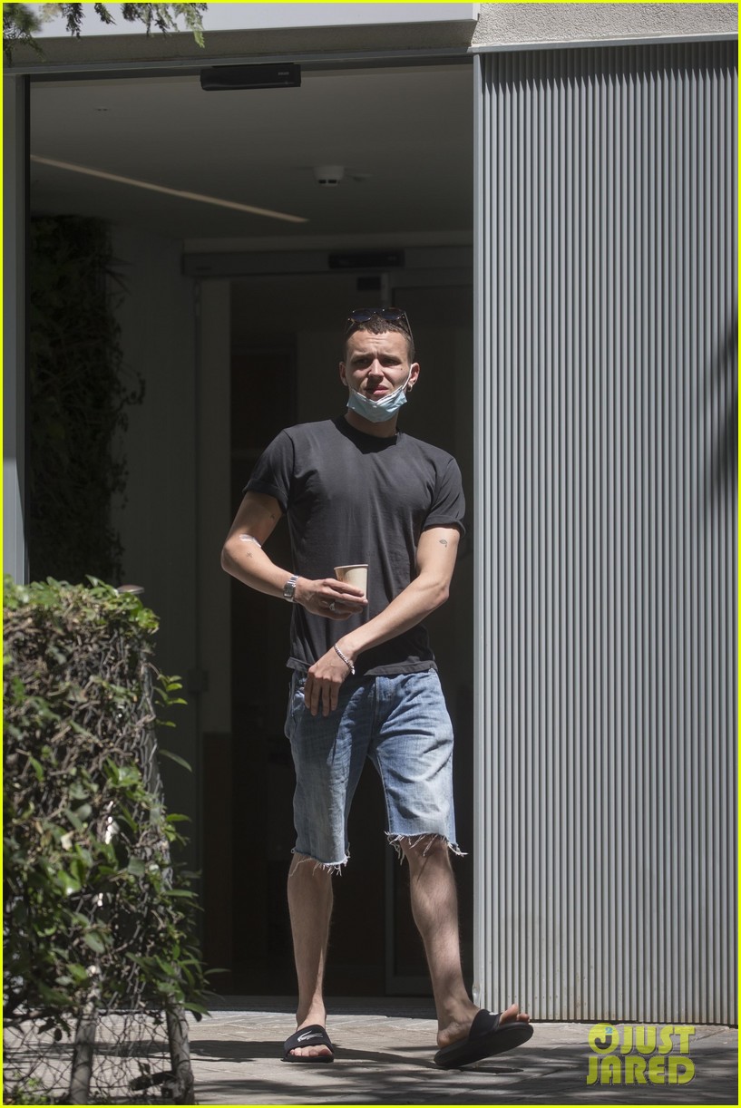 Elite's Omar Ayuso & Arón Piper Step Out in Madrid: Photo 4461813 ...