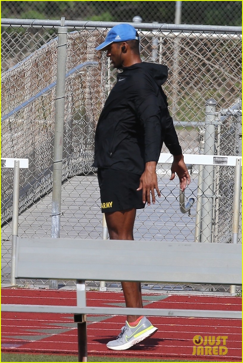 New 'Bachelor' Matt James Heads to an Empty Stadium for a Workout Amid ...