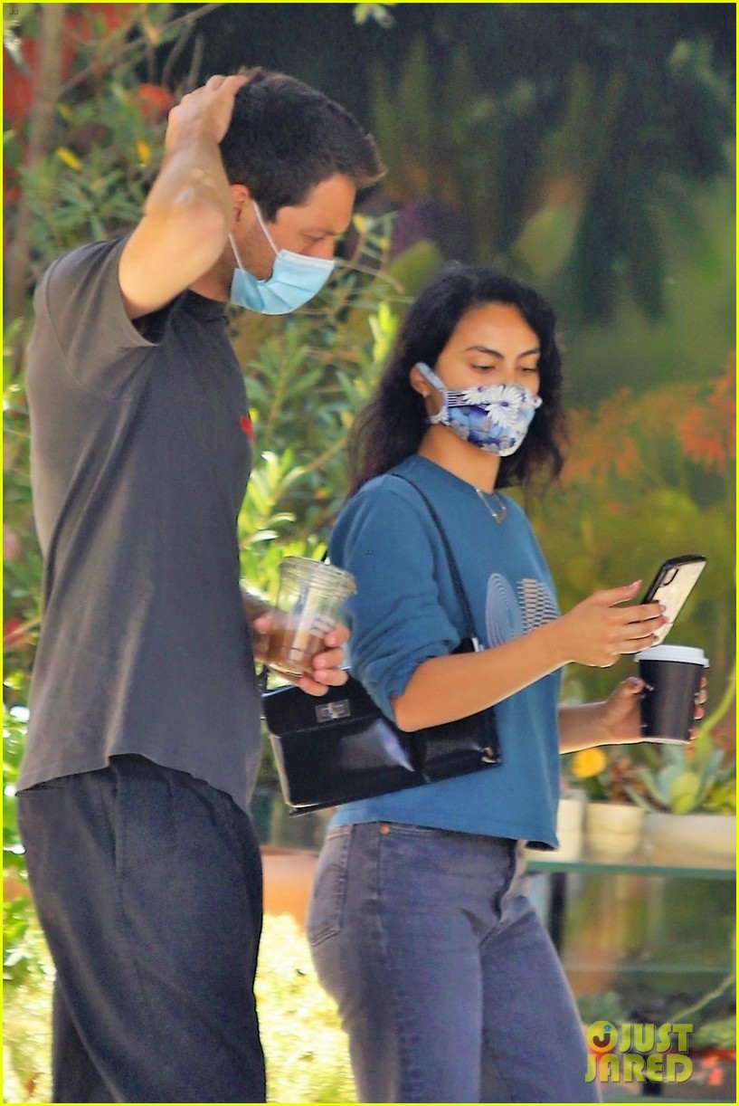 Camila Mendes & New Boyfriend Grayson Vaughan Do Some Shopping Together ...