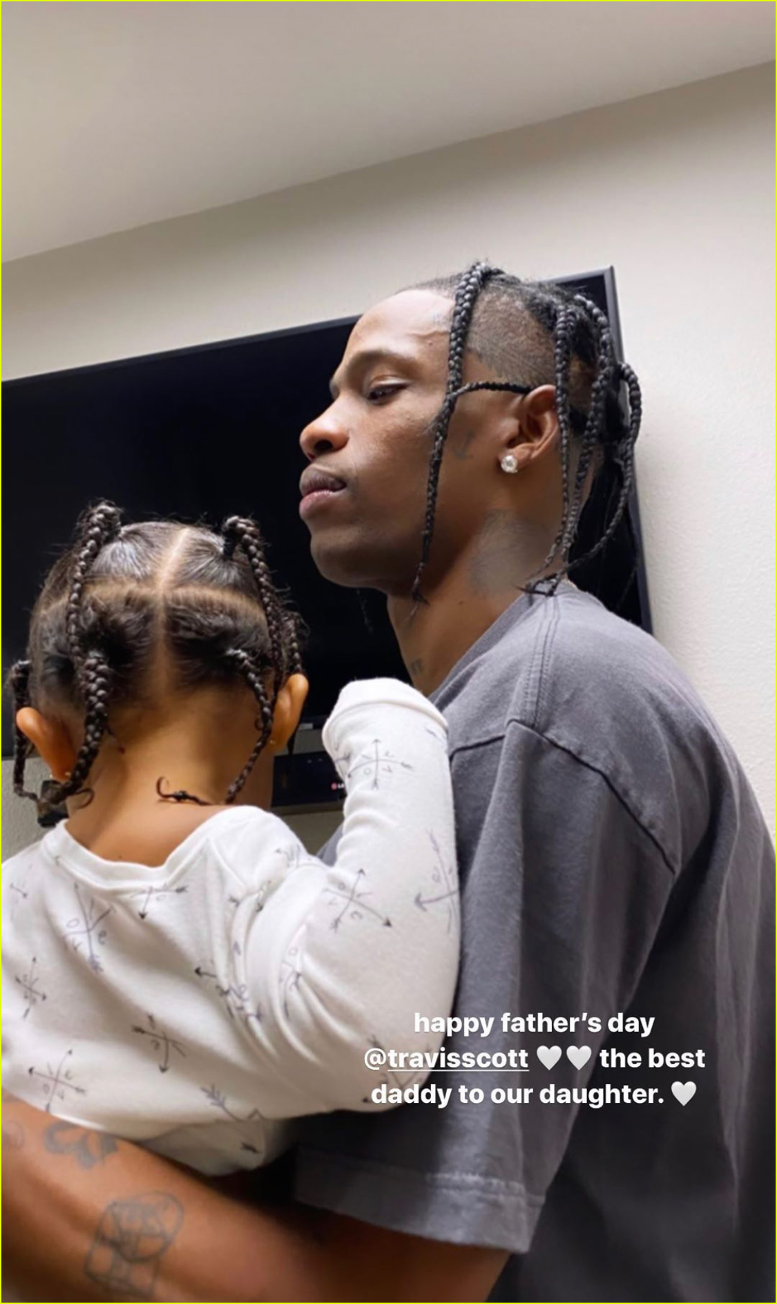 Kylie Jenner Calls Ex Travis Scott 'The Best Daddy' to Daughter Stormi ...