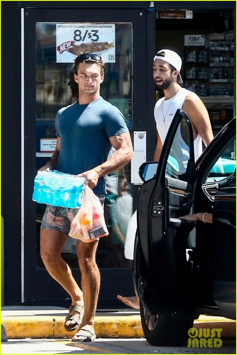 Tyler Cameron & Friend Christopher Garbo Grab Supplies for a Fishing ...