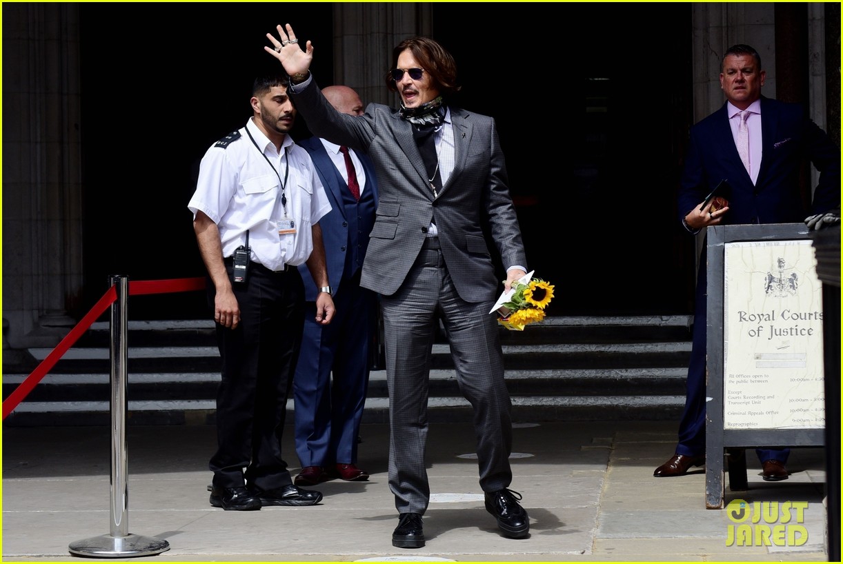 Amber Heard Claims She Hit Johnny Depp After He Tried to Throw Her ...