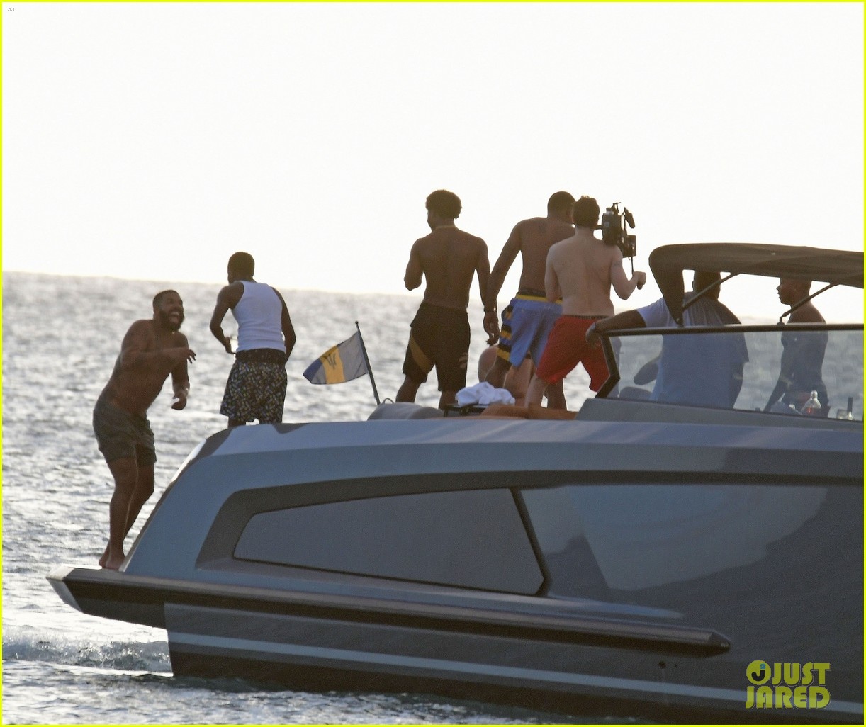 Drake Takes a Dive Into the Ocean While Boating in Barbados: Photo ...
