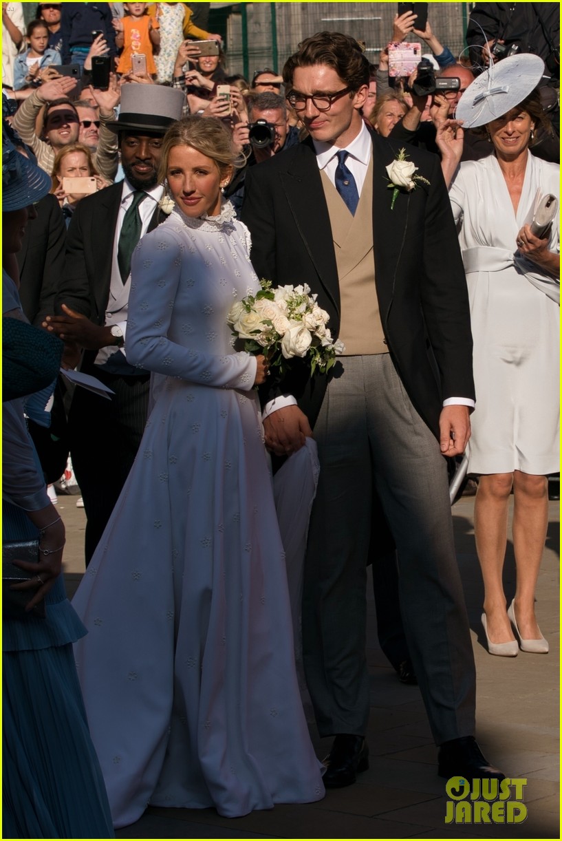 Ellie Goulding Hasn T Seen Her Mom Since Her Wedding In August 2019