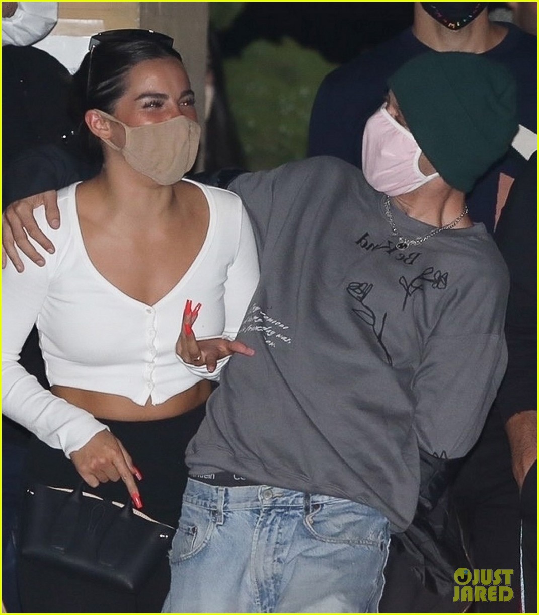 Kourtney Kardashian Joins Large Group of Friends, Including TikTok's ...