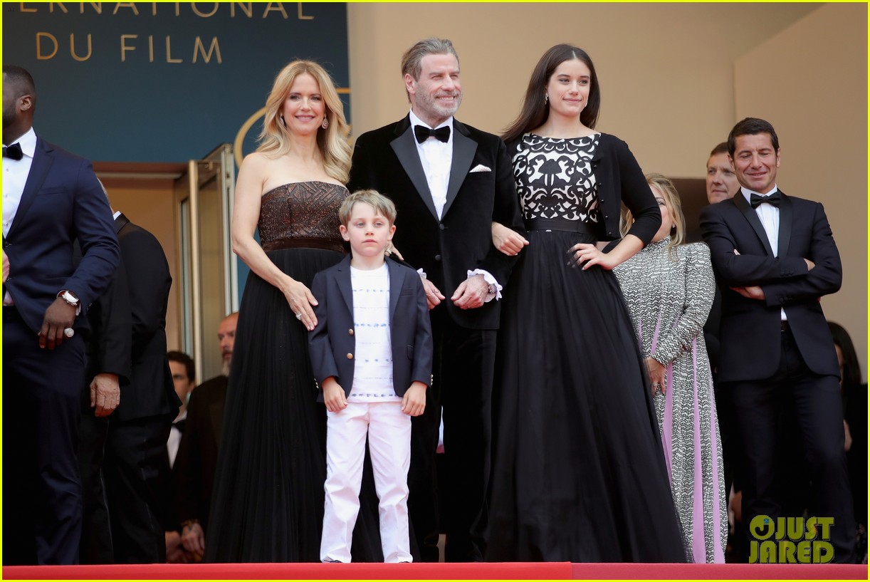 Kelly Preston Dead - Actress Dies at 57 After Two-Year Battle with ...