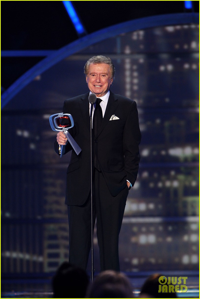 Regis Philbin Dead - Legendary TV Host Dies at 88: Photo 4471833 ...