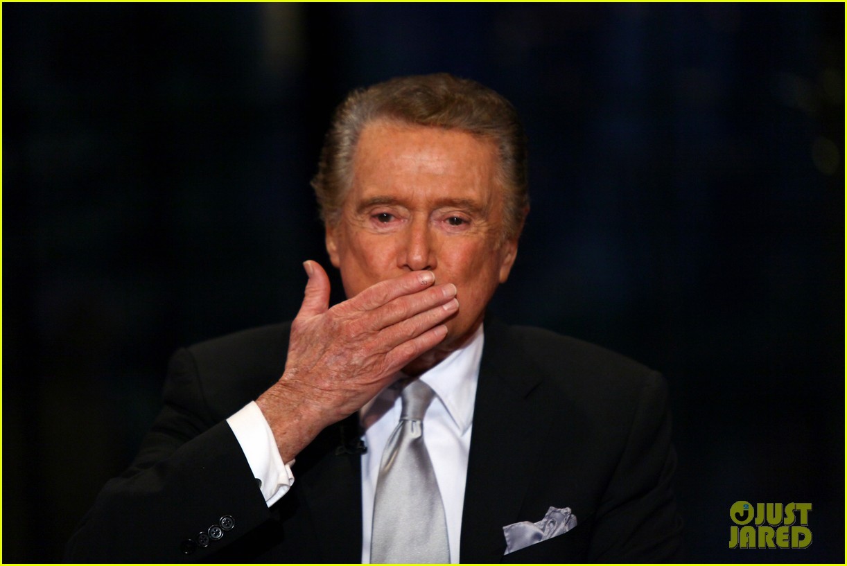 Regis Philbin Dead - Legendary TV Host Dies at 88: Photo 4471837 ...