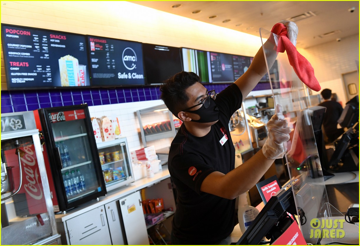 AMC Re-Opens: Look Inside the Socially Distanced Movie Theaters (Photos ...