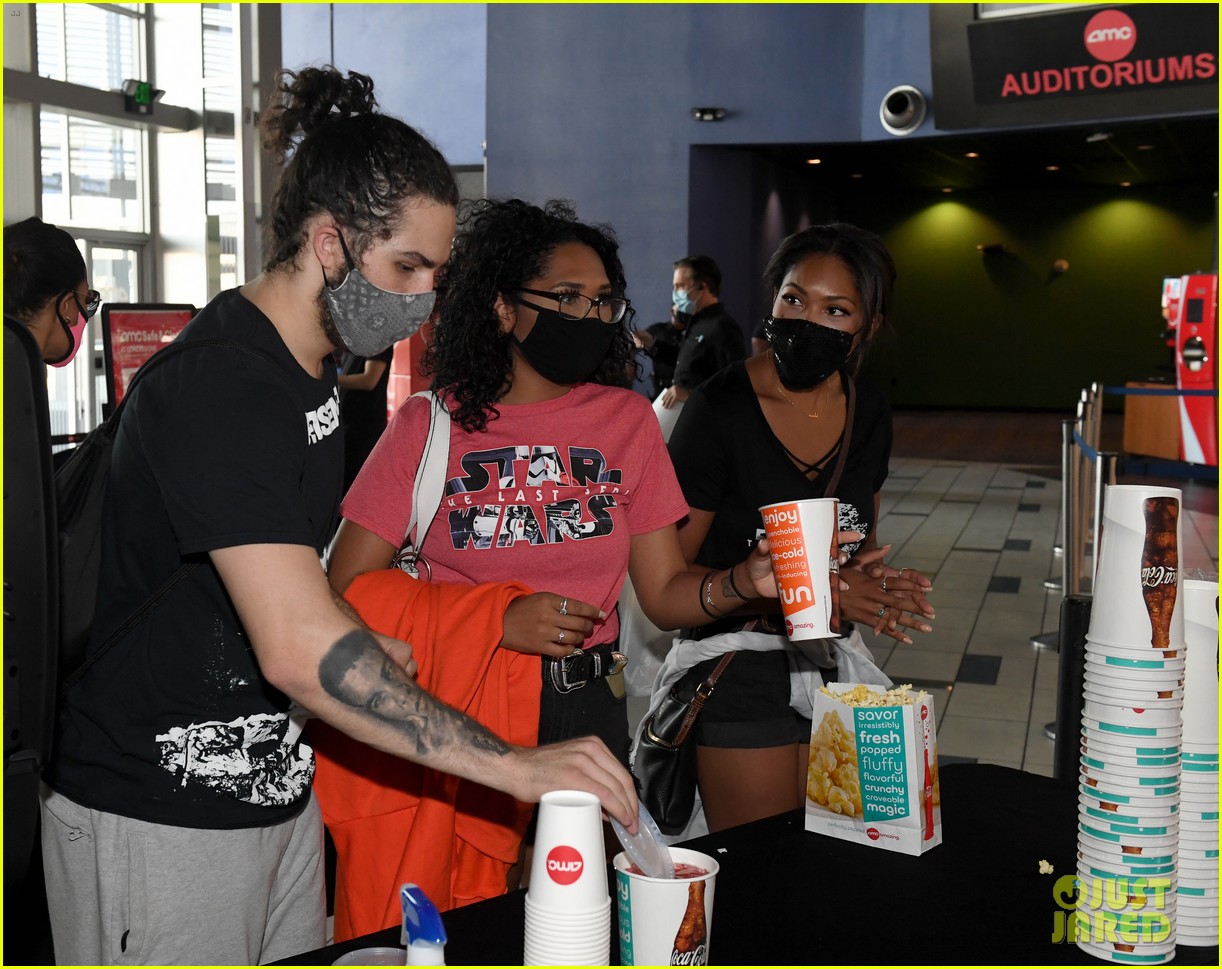 AMC Re-Opens: Look Inside the Socially Distanced Movie Theaters (Photos ...