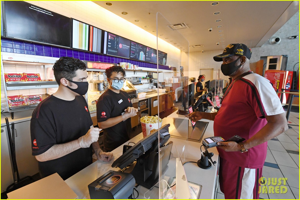 AMC Re-Opens: Look Inside the Socially Distanced Movie Theaters (Photos ...