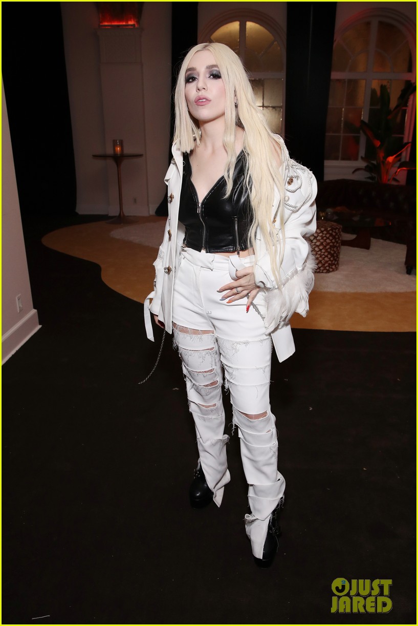 Ava Max Reacts to Plastic Surgery Accusations: Photo 4475180 | Photos ...