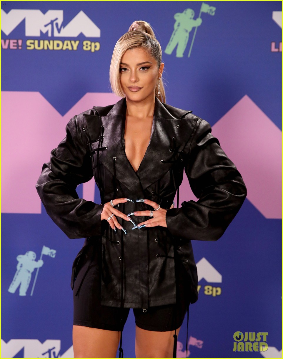Bebe Rexha & Nicole Richie Serve Up Major Style at MTV VMAs 2020: Photo ...