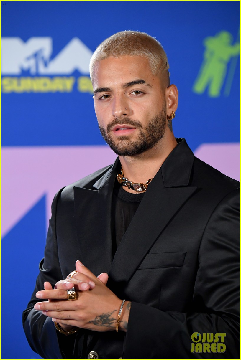 Maluma Looks Slick in a Silk Suit for MTV VMAs 2020: Photo 4479192 ...