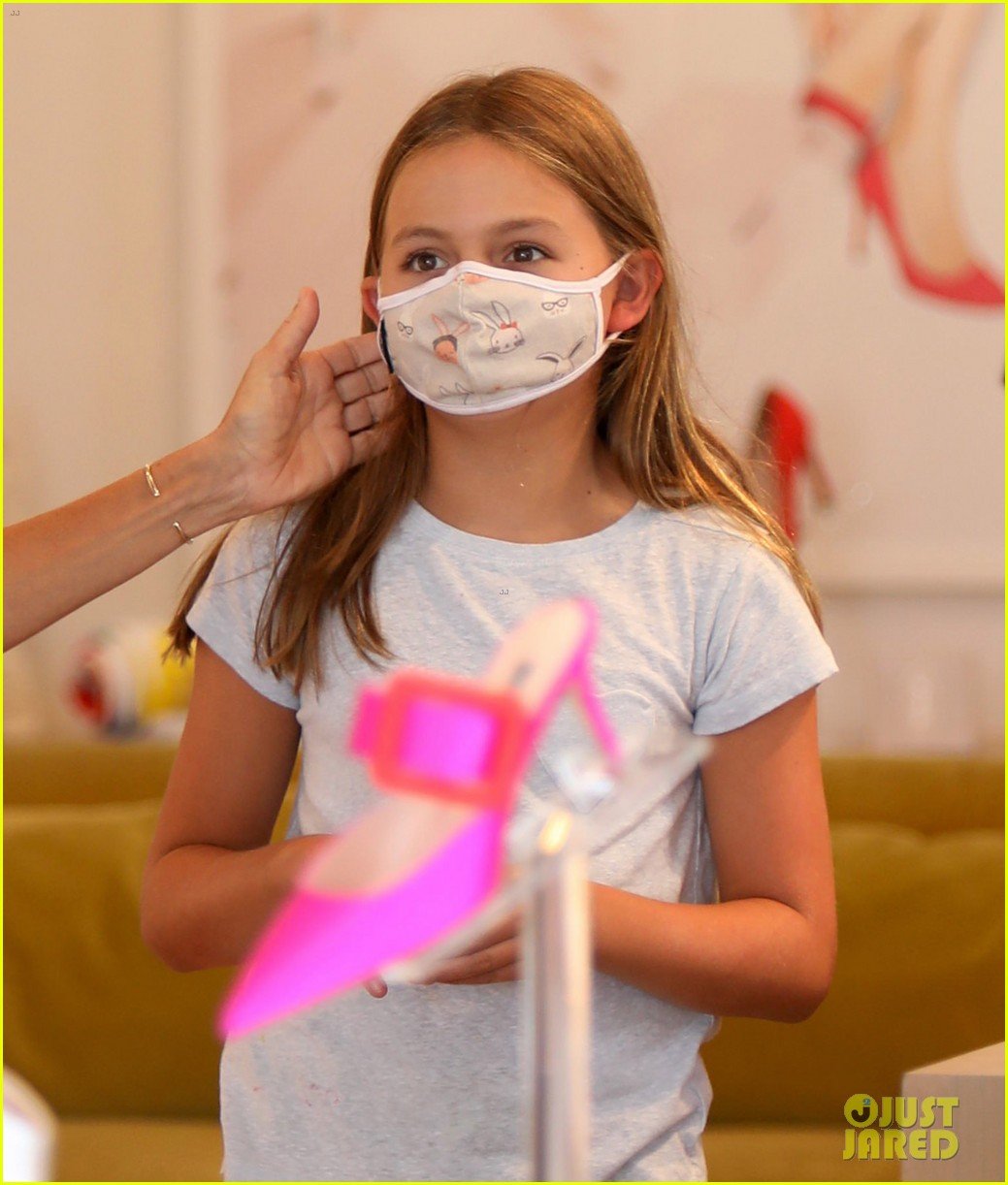 Sarah Jessica Parker Makes Rare Appearance with Daughter Tabitha at Her ...