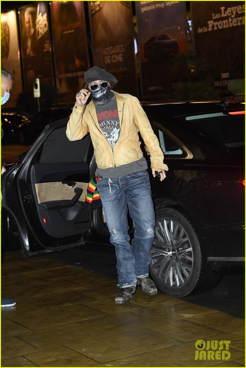 Johnny Depp Arrives in Spain for San Sebastian International Film ...