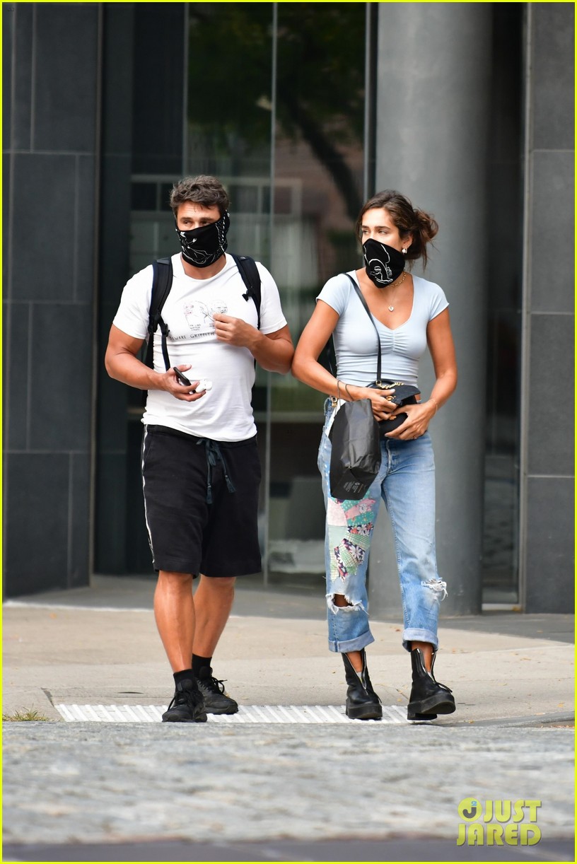 James Franco Is Looking Buff in These New Pics with Girlfriend Isabel ...