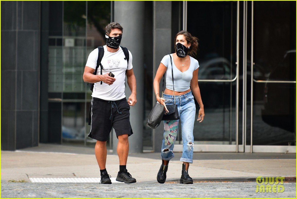 James Franco Is Looking Buff in These New Pics with Girlfriend Isabel ...