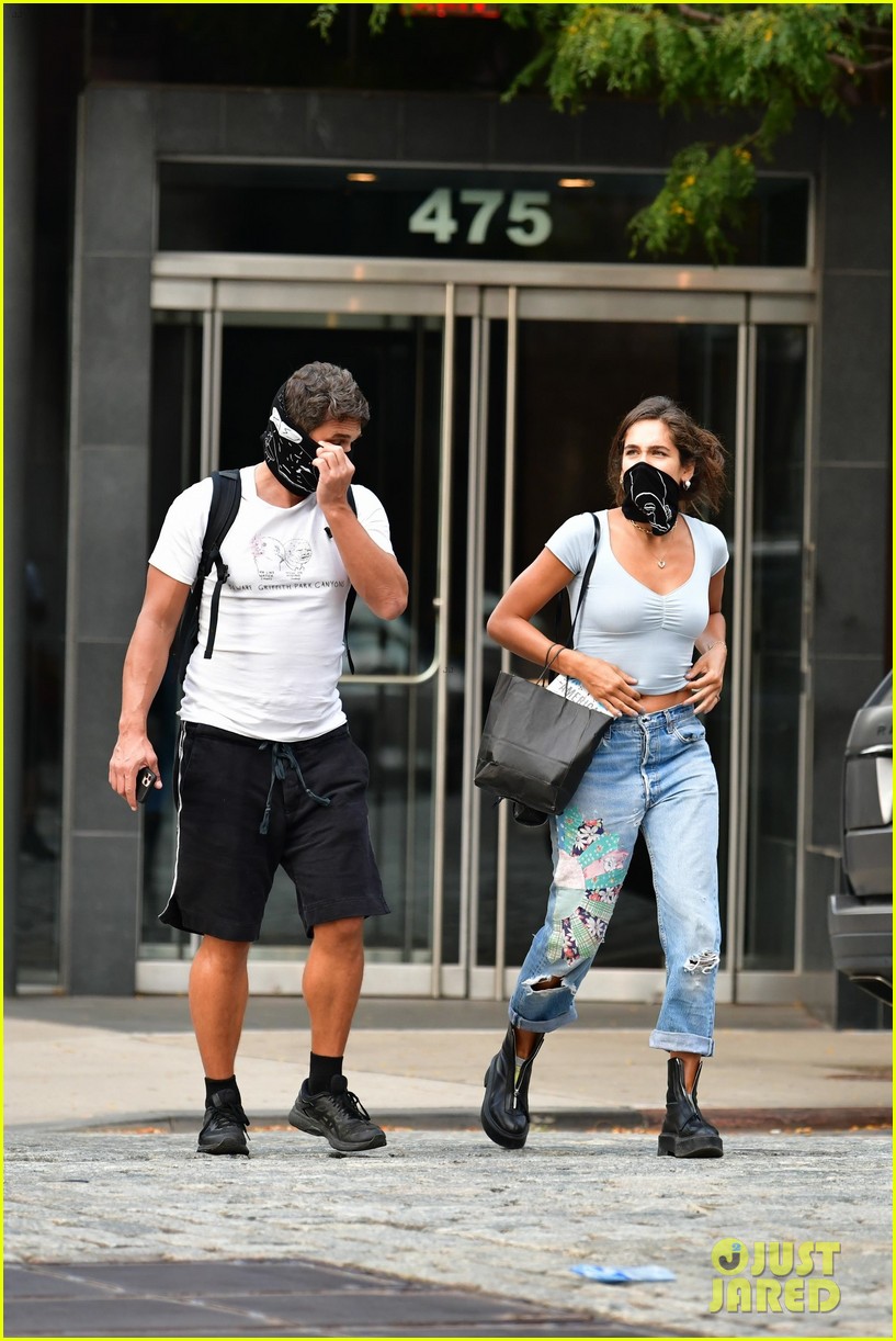 James Franco Is Looking Buff in These New Pics with Girlfriend Isabel ...