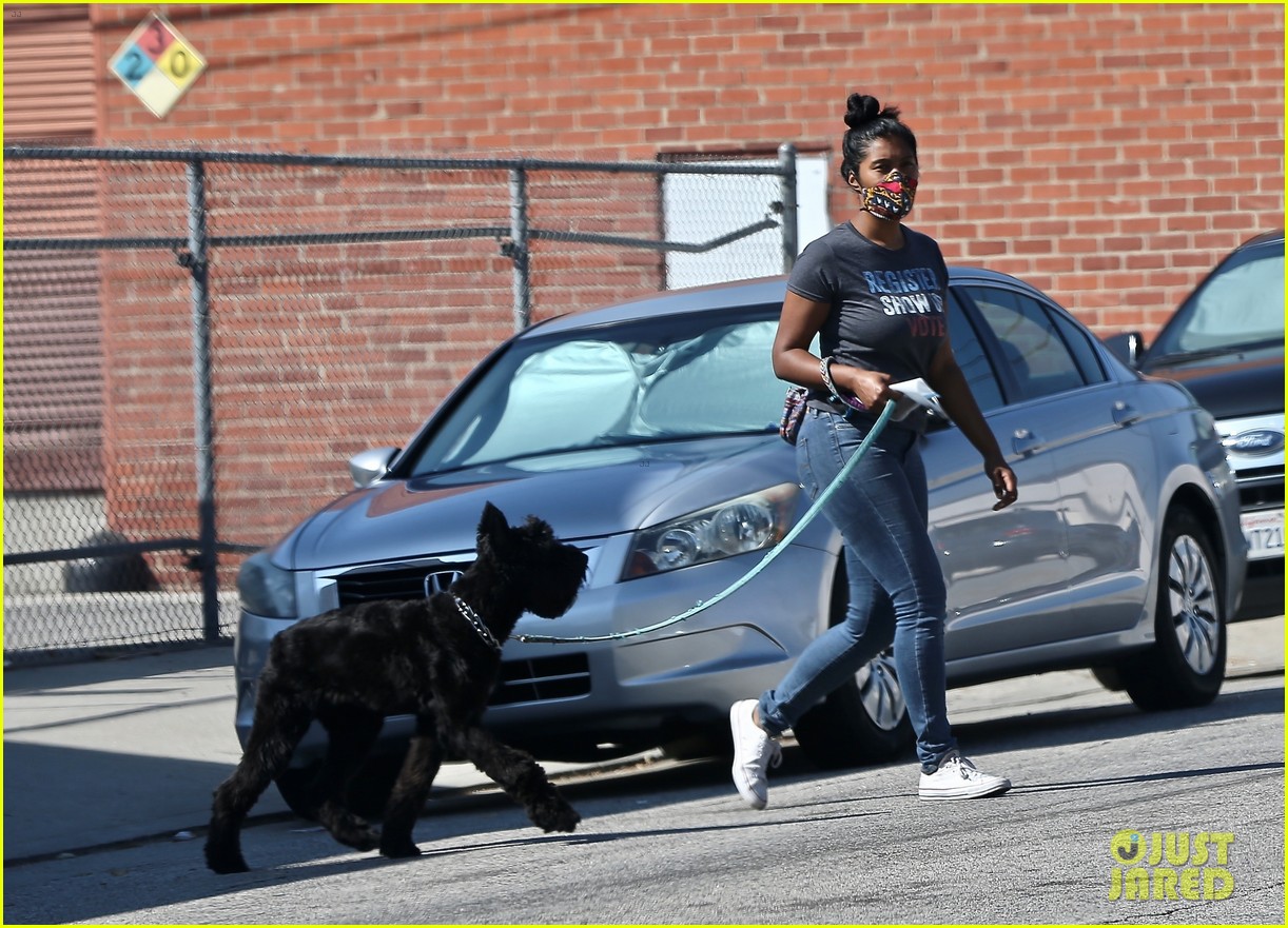 Chadwick Boseman's Wife Taylor Simone Ledward Has a Message for All of ...