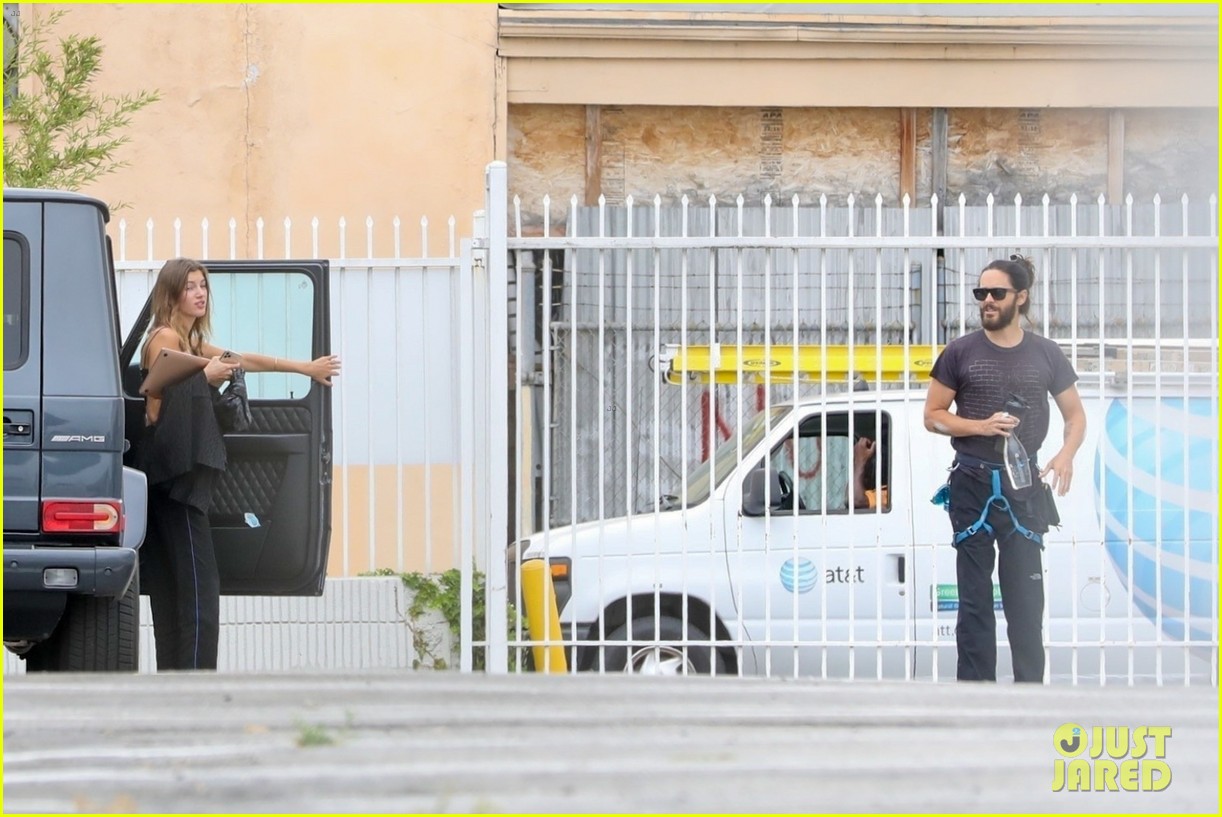 Jared Leto Spotted at Rock Climbing Gym with Valery Kaufman, His ...