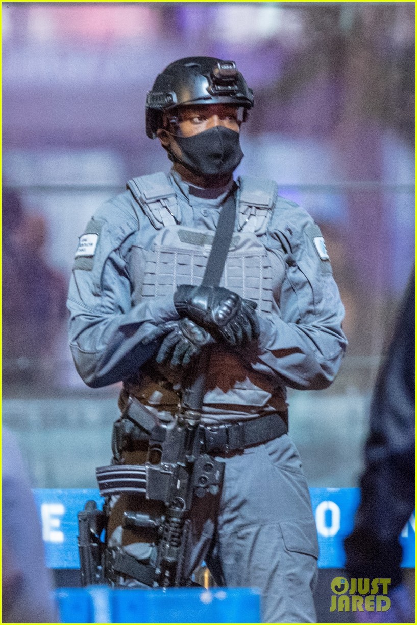 Sebastian Stan Masks Up In Between Takes on 'Falcon & The Winter ...