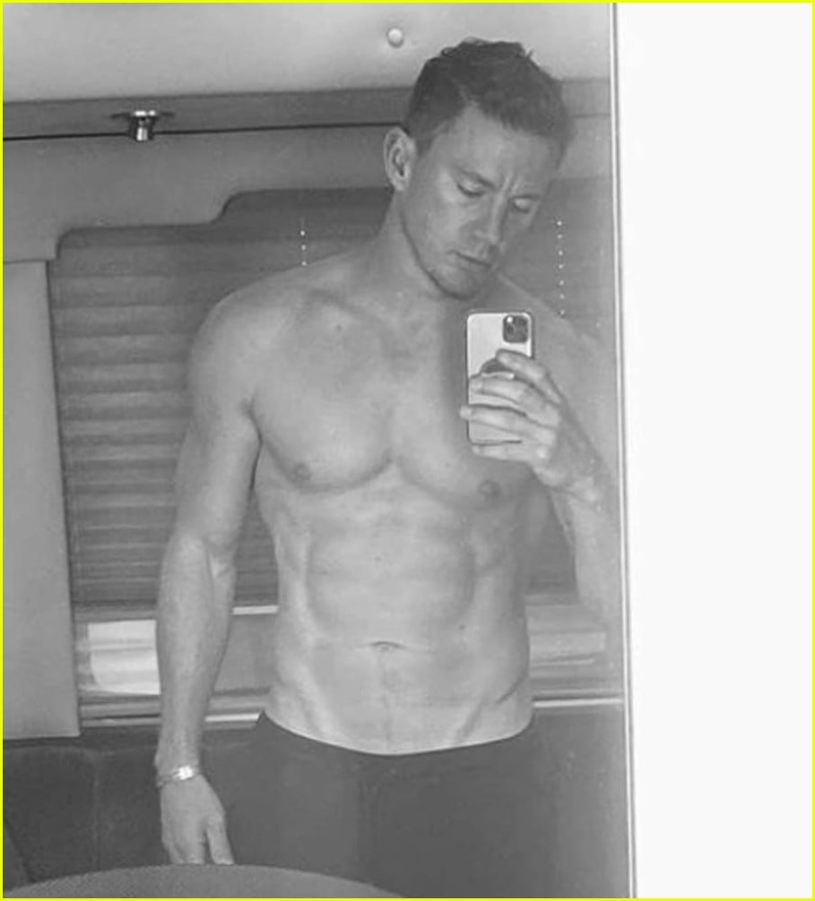 Channing Tatum's Body Looks Better Than Ever in New Shirtless Selfie ...