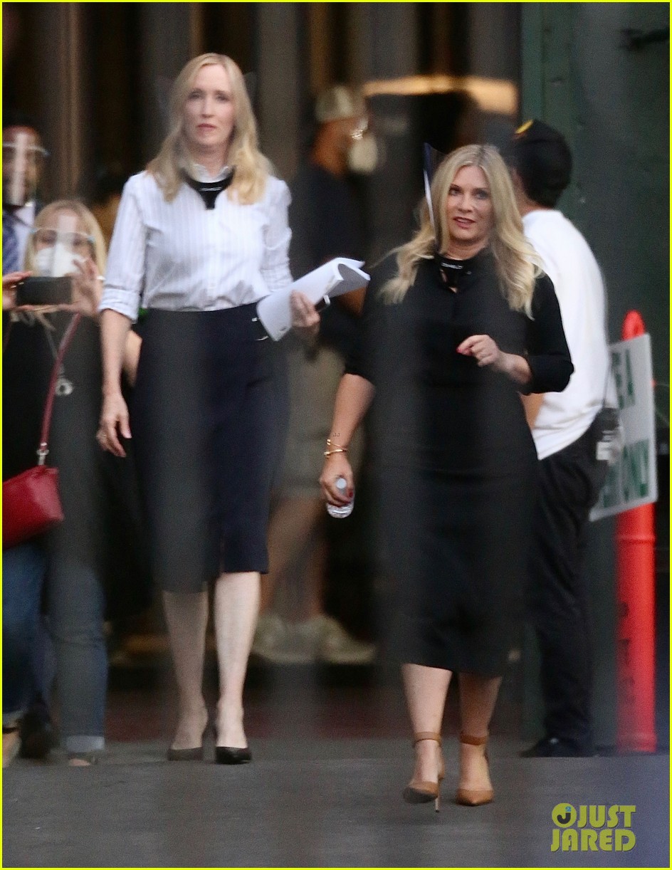 Rob Lowe, Allison Janney, & More 'West Wing' Cast Members Arrive for ...