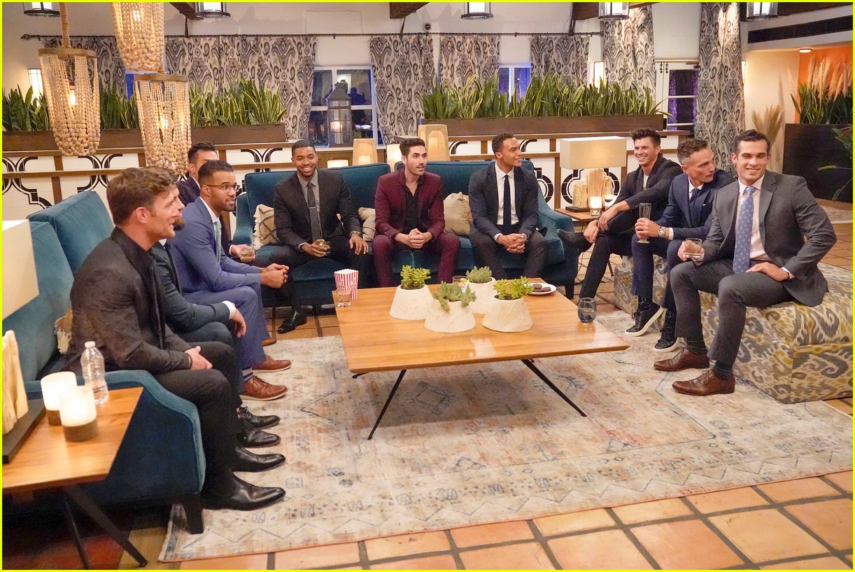 'The Bachelorette' 2020: See Over 80 Photos from Clare Crawley's Season ...