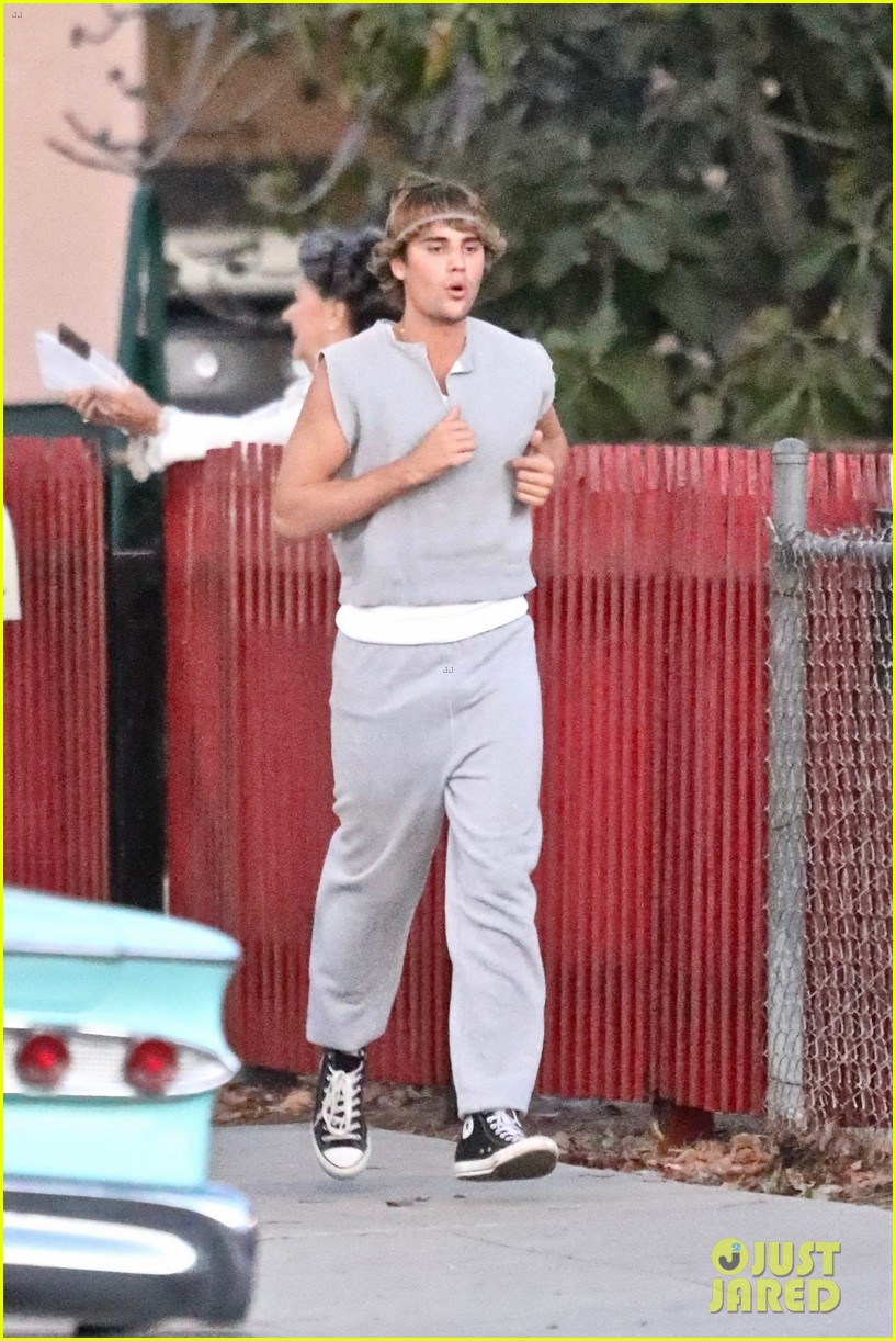 Justin Bieber Covers His Tattoos to Play Rocky Balboa in New Music ...