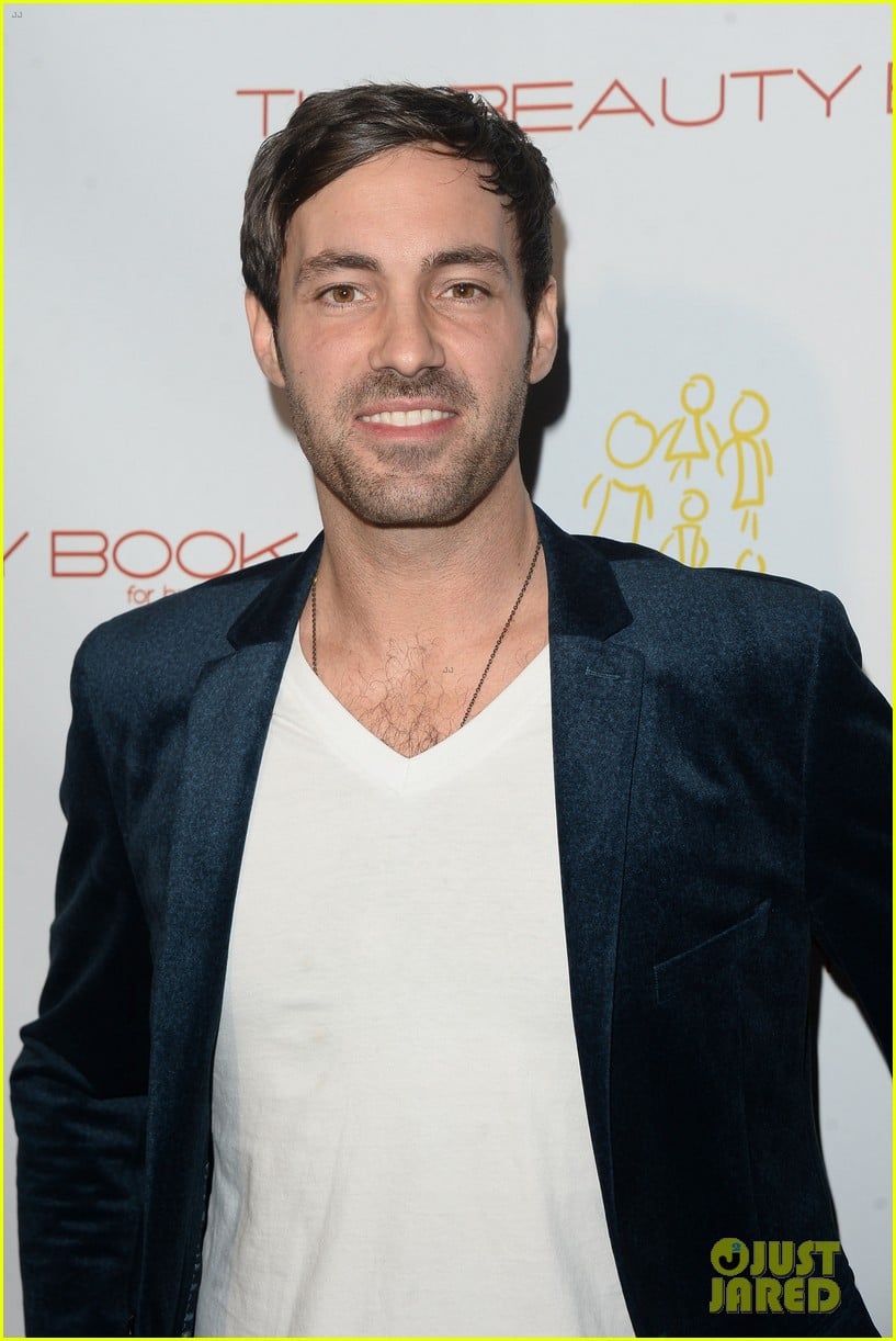 Kristin Cavallari's Mystery Man Revealed to Be Comedian Jeff Dye ...