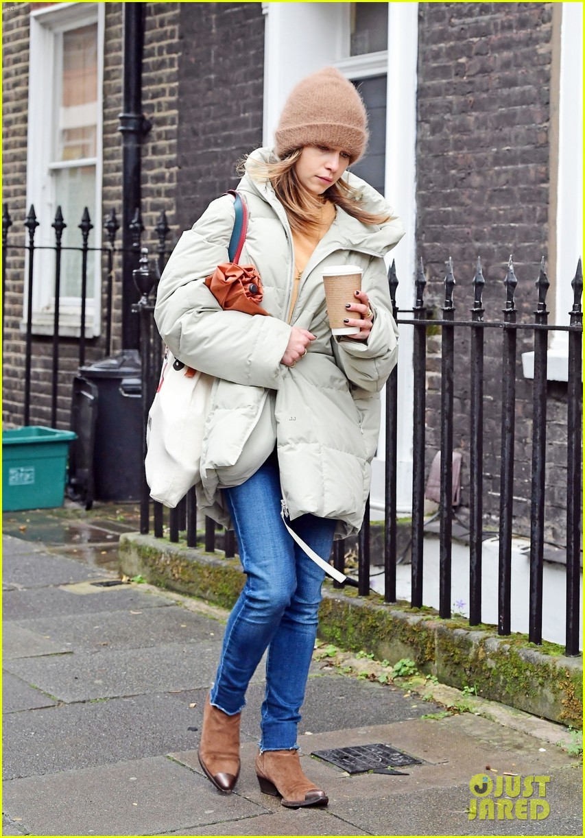 Emilia Clarke Bundles Up During a Chilly Fall Day in London: Photo ...