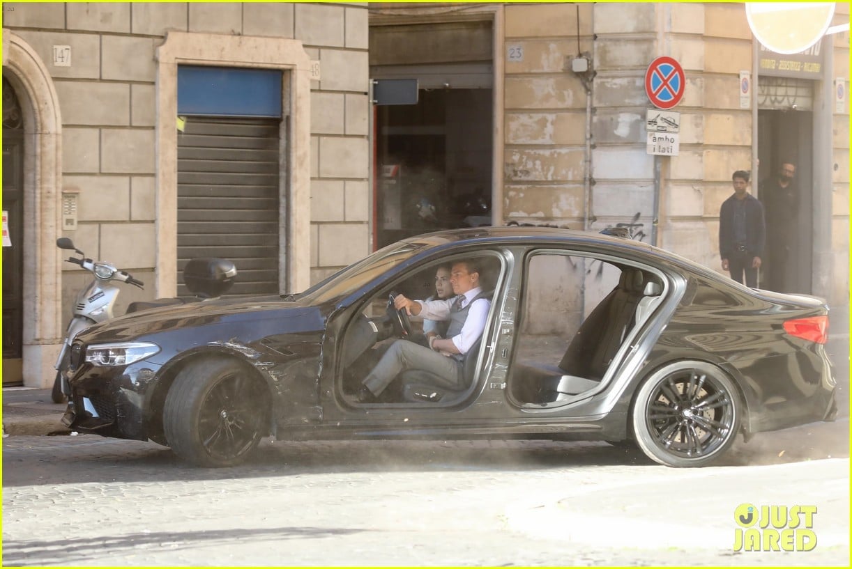 Tom Cruise Continues to Film Car Chase Scene in Rome & These Photos Are ...