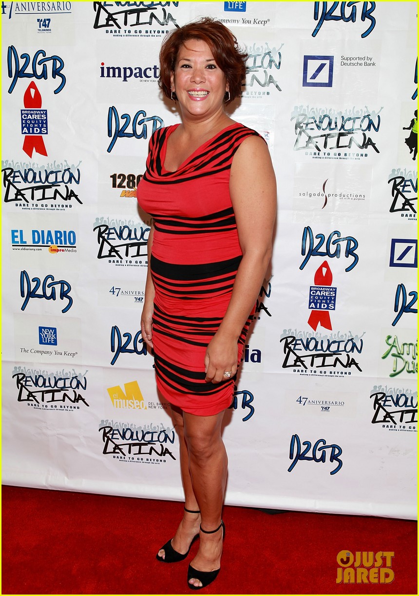 Broadway Actress Doreen Montalvo Dies at 56, Was Starring in 'Mrs ...