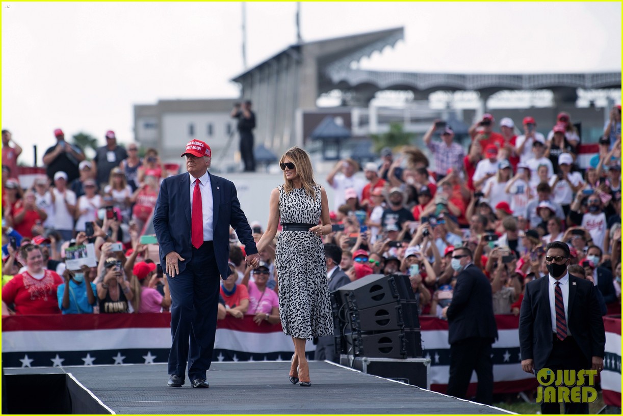 The 'Fake Melania' Theories Are Continuing After Melania Trump's Speech ...