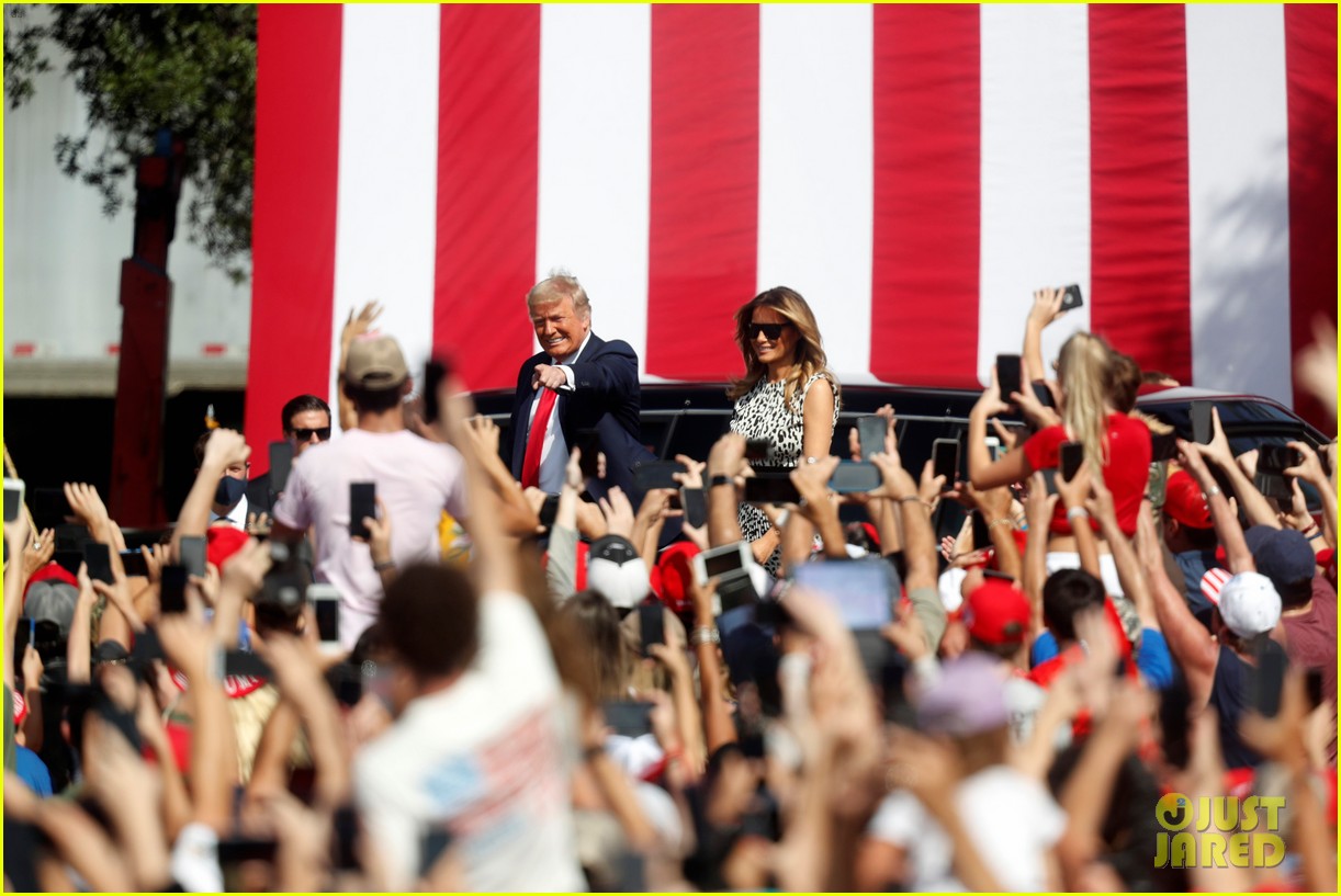 The 'Fake Melania' Theories Are Continuing After Melania Trump's Speech ...