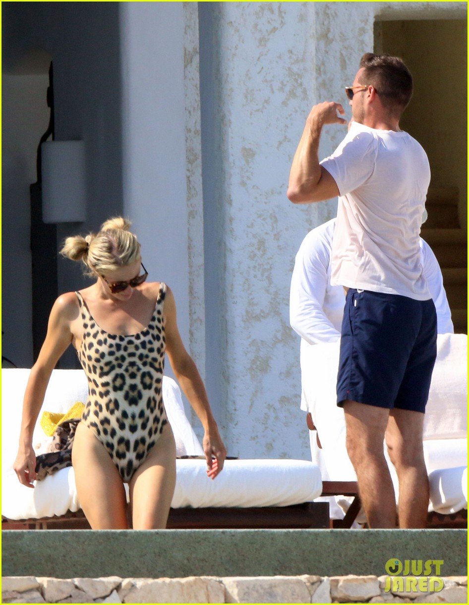 Paris Hilton Puts Her Feelings for Boyfriend Carter Reum Into New Song 'I Blame You' - Listen ...