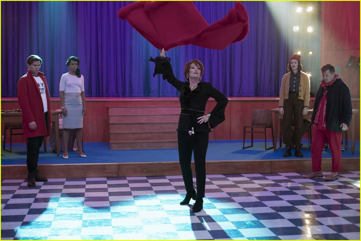 'The Prom' Gets First Trailer Featuring Star-Studded Cast - Watch Now ...