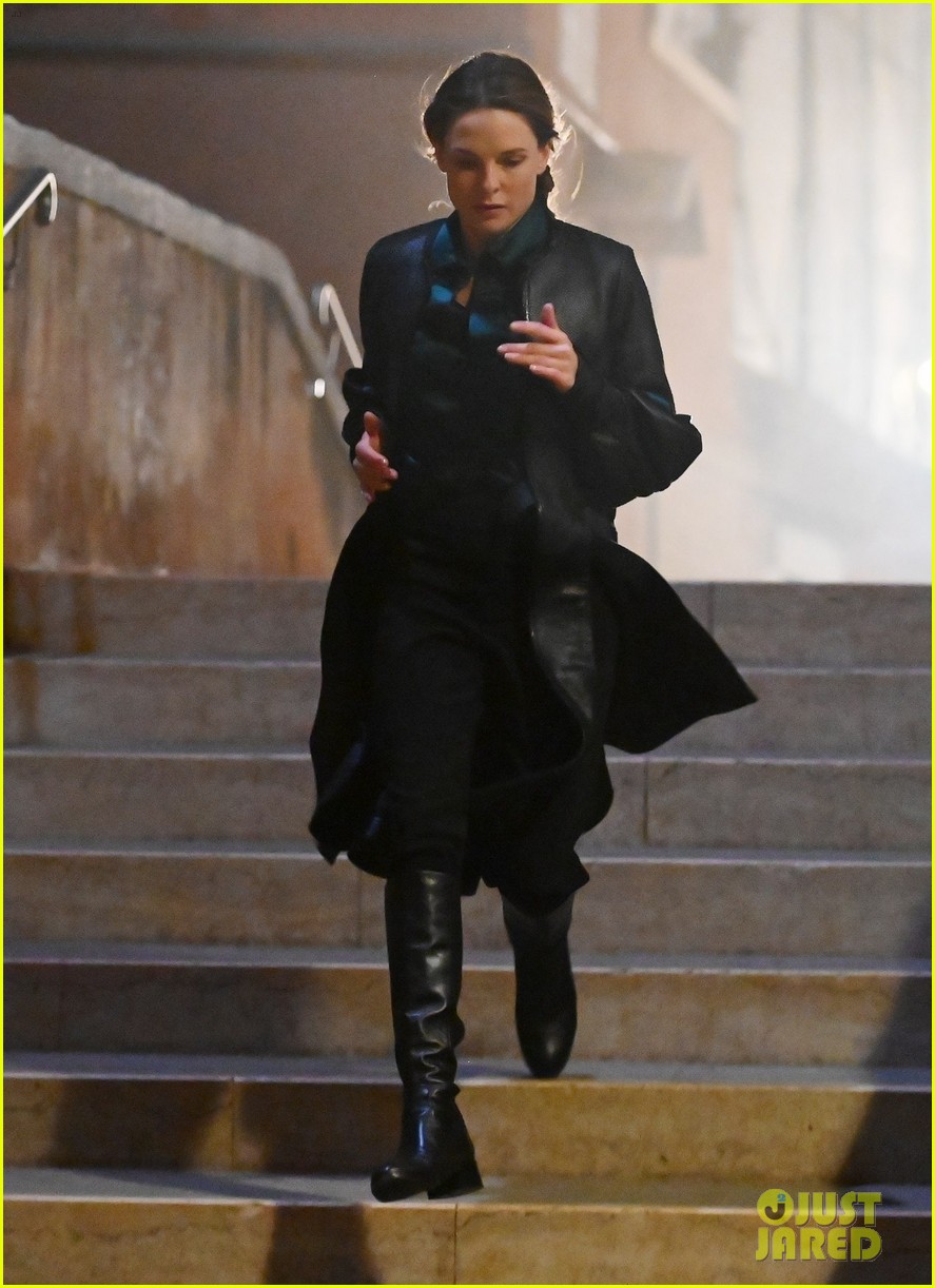 Tom Cruise & Rebecca Ferguson Run Across Bridges While Filming 'Mission ...