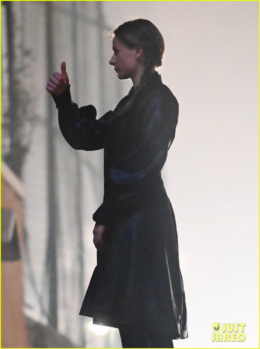 Tom Cruise & Rebecca Ferguson Run Across Bridges While Filming 'Mission ...