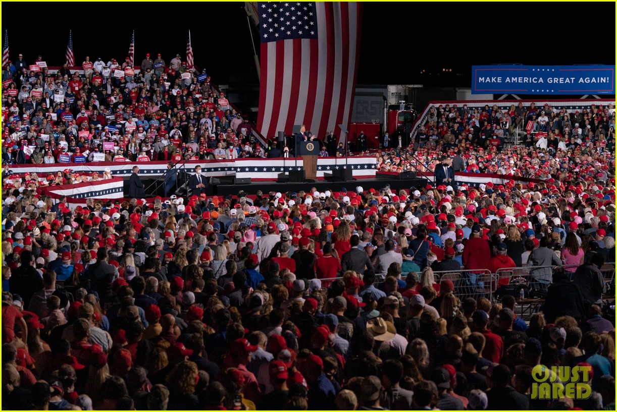 Photo: donald trump rally in georgia 15 | Photo 4493591 | Just Jared